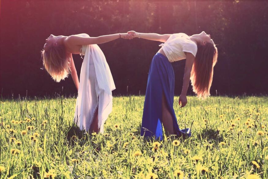 Advice for a Girls Holiday: Essential Items & Safety Tips