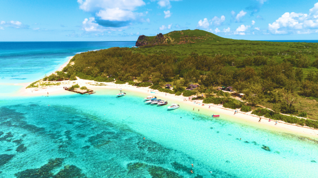 Calodyne Holidays 2025/2026 | Low Deposits from £125pp