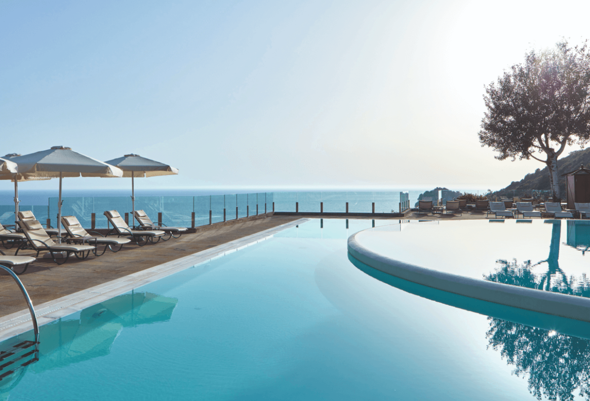 TUI BLUE Holidays 2026/2027 | Book with Low Deposits