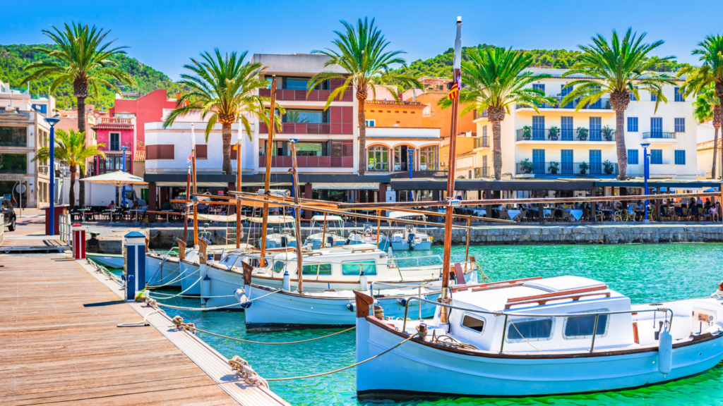 Holidays under £300pp | Book with Low Deposits