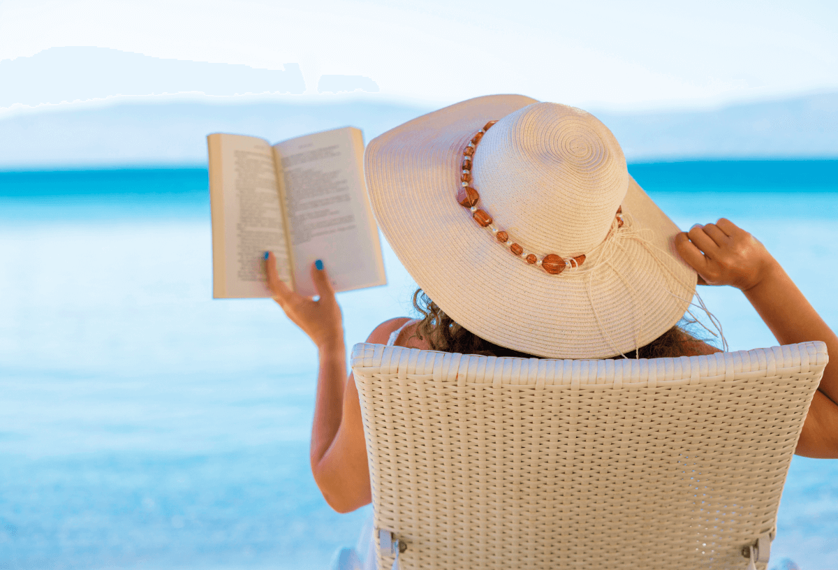 The Best Beach Reads for Your Holiday | Holiday Hypermarket